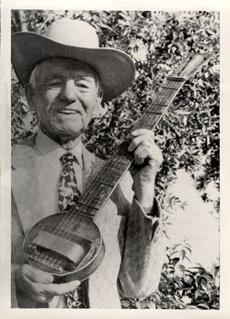 When was the electronic guitar invented? – When was it invented?